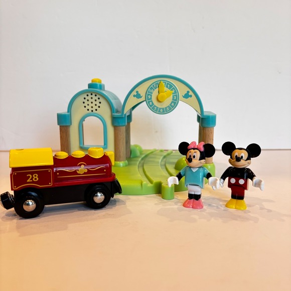 Brio | Toys | Brio Disney Mickey Mouse Record Play Train Station Minnie ...